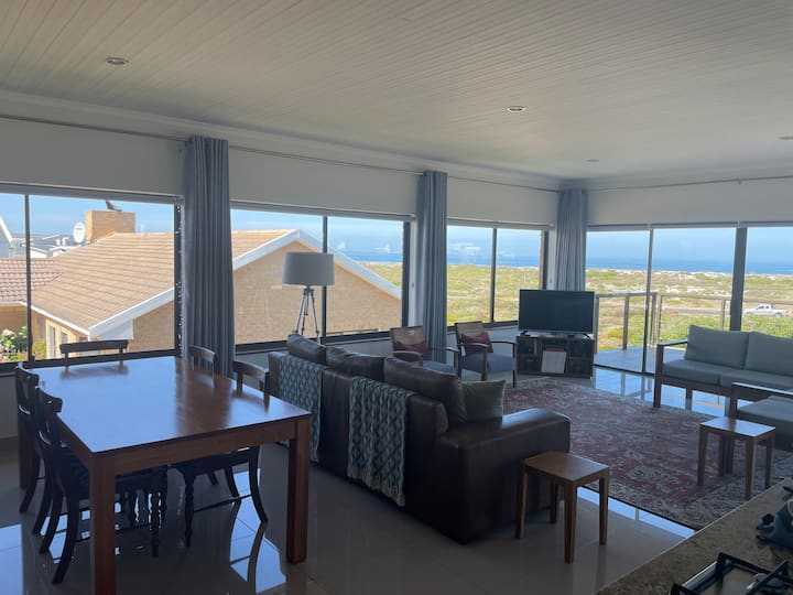 Yzerfontein With Seaview And Fireplace - Yzerfontein
