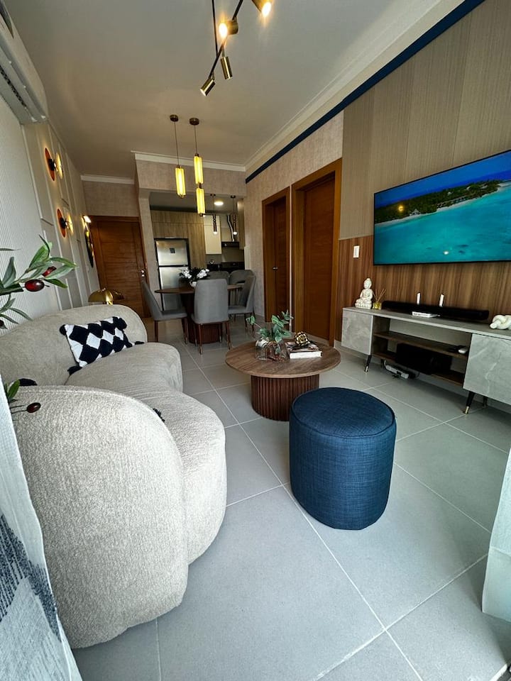 Evaristo Morales Luxe| Modern 1br King Bed Balcony - Santo Domingo