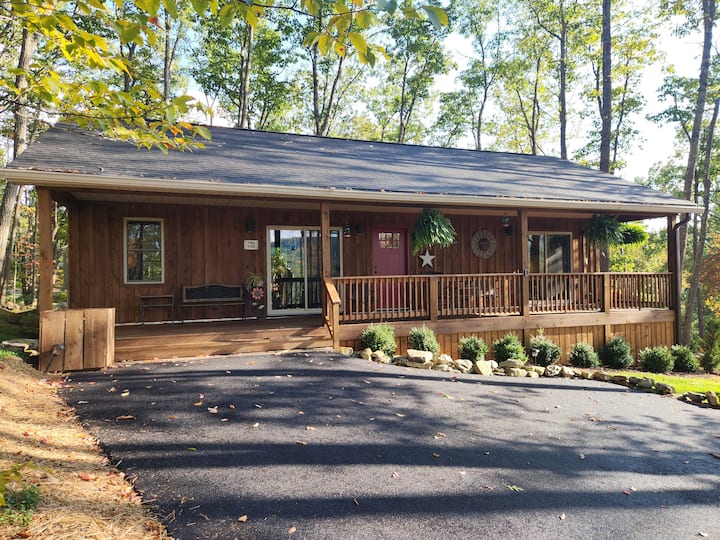 Family Mountain Getaway - Winterplace Ski Resort, WV