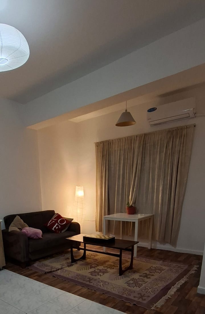 Warm & Comfortable Apartment Near Everything - Famagusta