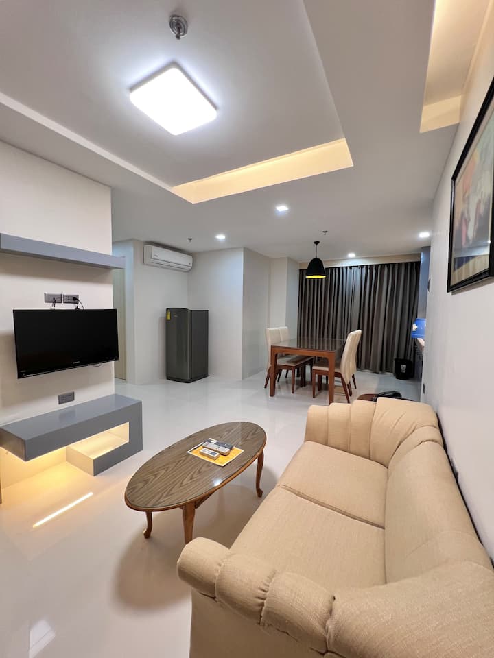 2bedroom Unit In Cebu City By Sarrosa_room809 - Cebu City