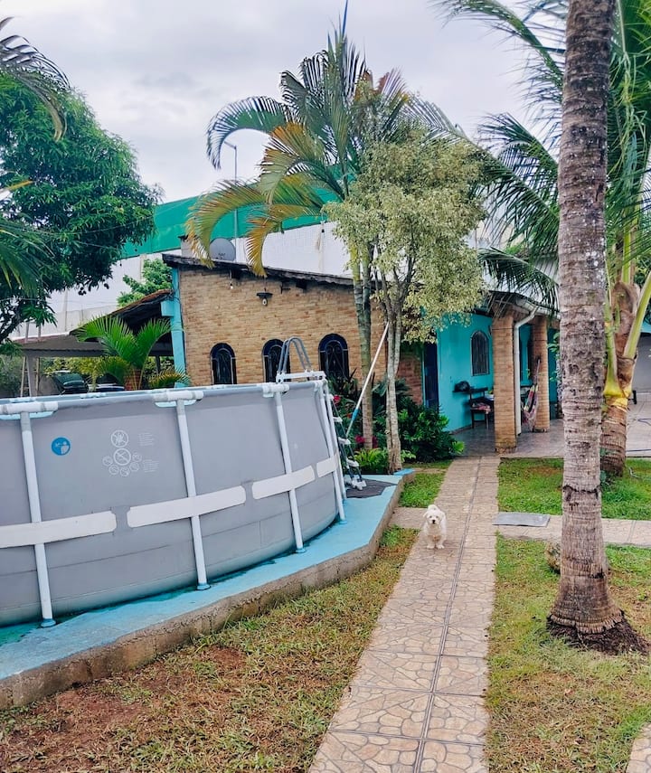 Casa Com Piscina/ Churrasqueira - São Sebastião