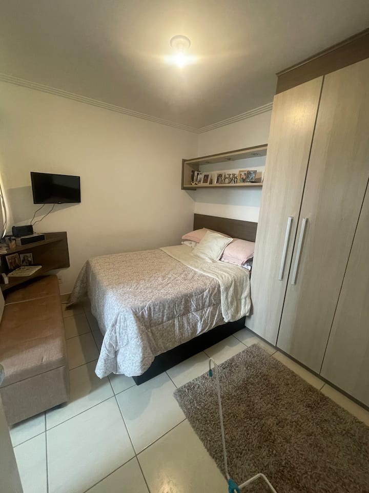 Apt Em Condomínio Bairro Nobre ( Glória ) - Macaé