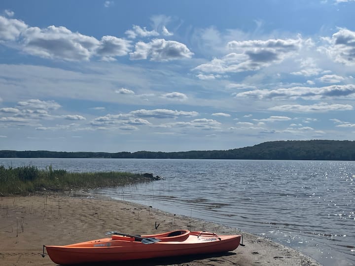 Cozy Canoe Cottage - Algonquin Provincial Park