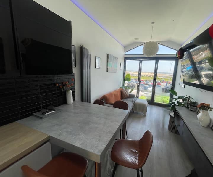 Coney View , Porthcawl - Kenfig Pool