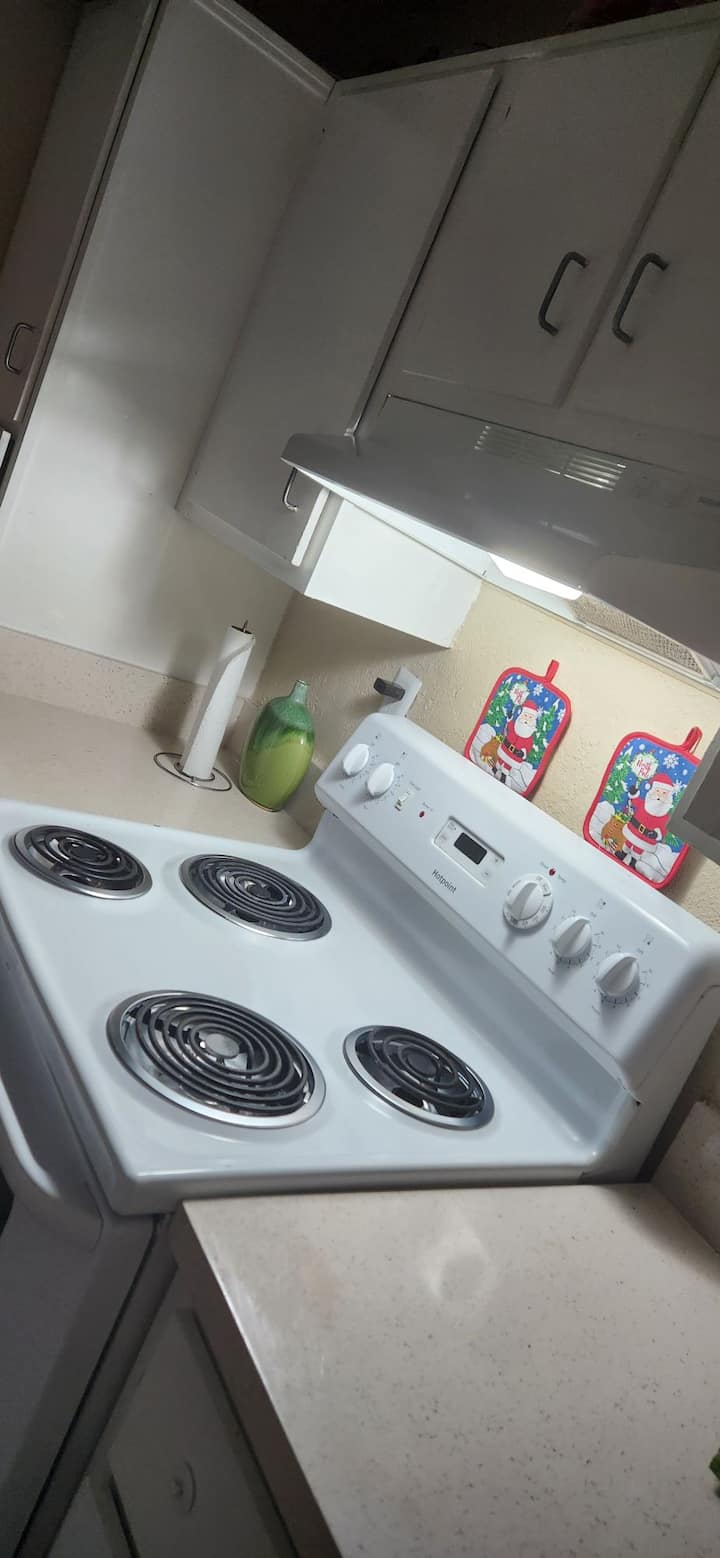 Quiet 1 Bedroom Apt - Maitland, FL