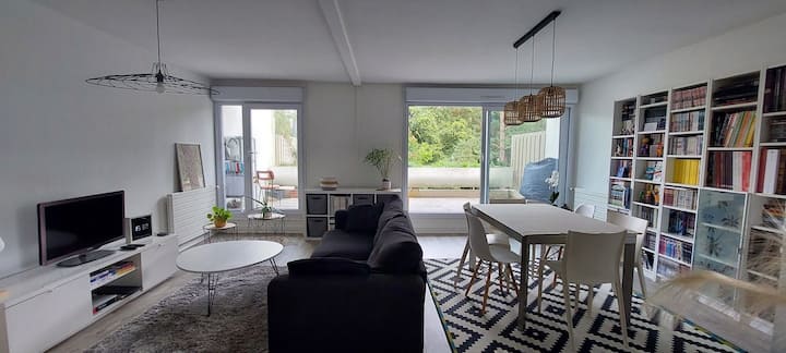Chambre Dans Bel Appartement T3 - Saint-Grégoire