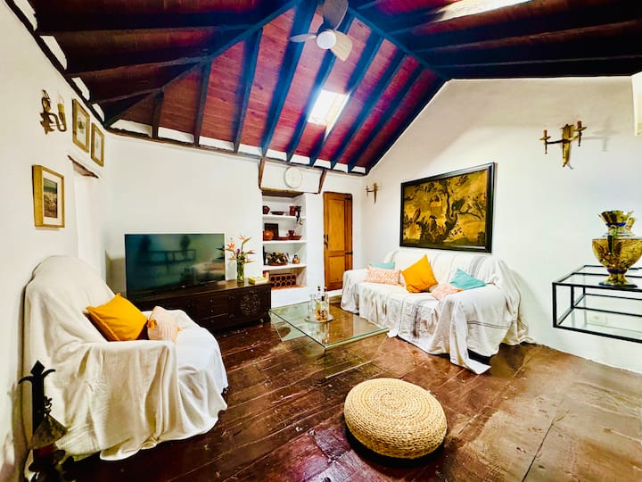 Romantic House By The Sea, Pool & Garden - Tenerife