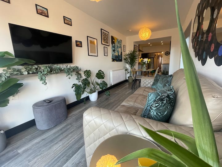 2 Bed Town Centre Apt In Porthcawl, Parking,wifi - Porthcawl