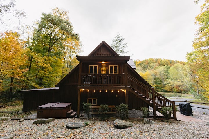 Cozy Cottage By The Slopes-pool-theater Rm-game Rm - Deep Creek Lake, MD