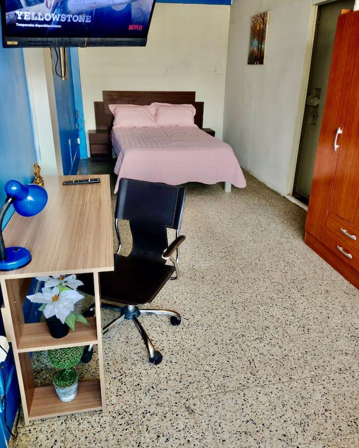 Room With Balcont And Balcony Independence! - Chiclayo