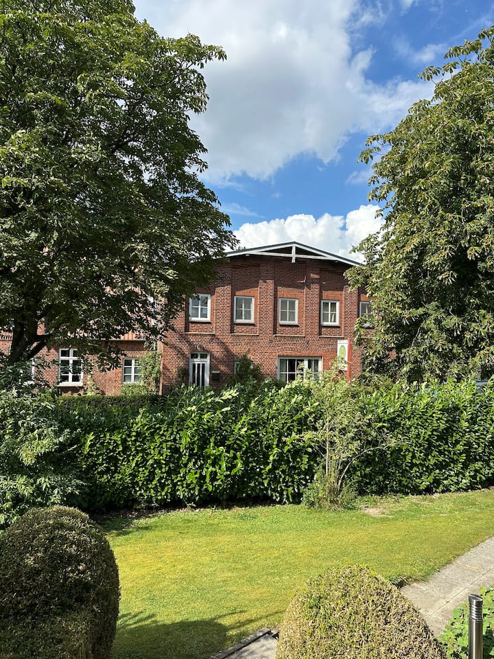 Enchanting Getaway In The 1887 Horse Stable - Bad Oldesloe