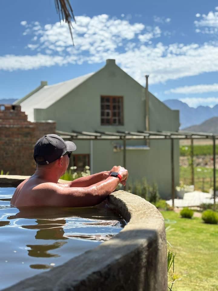 The Minimalist Where Earth Meets Stars - Western Cape