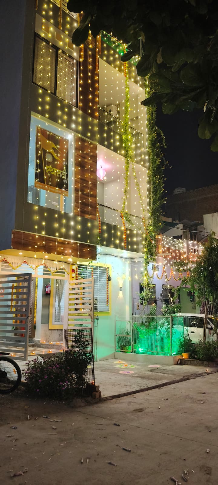 Sthanvi 4 Bedroom 1hall 4 Washroom - Ujjain