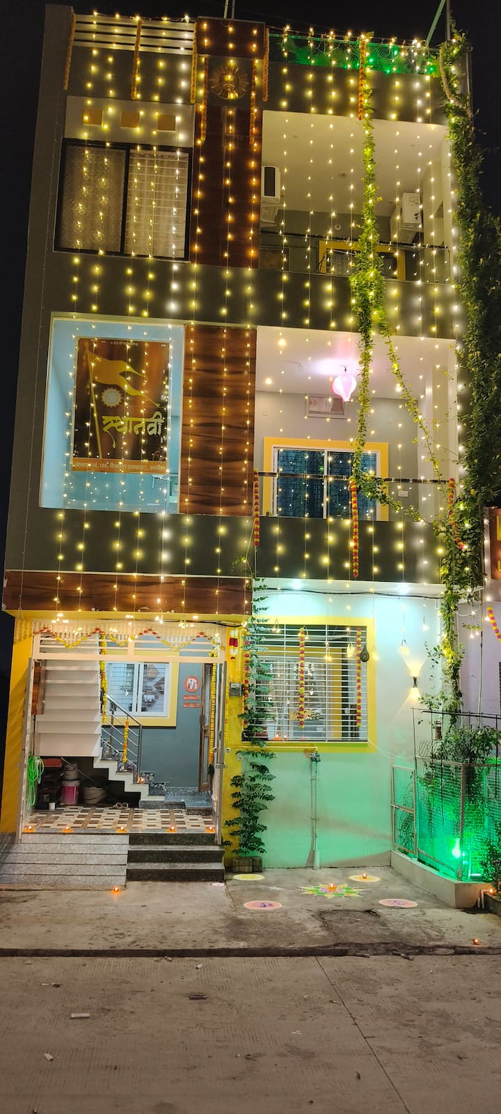 Sthanvi 4 Bedroom 1hall 4 Washroom - Ujjain