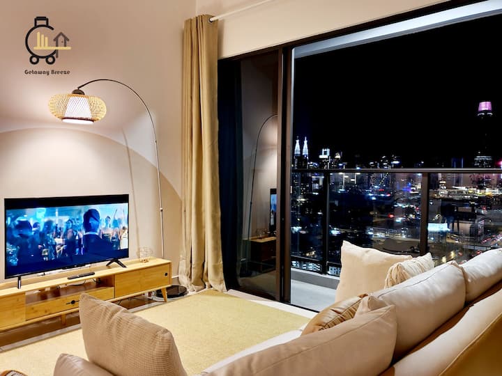 Klcc View | Balcony Bali In The City | 1-4 Pax - Kuala Lumpur