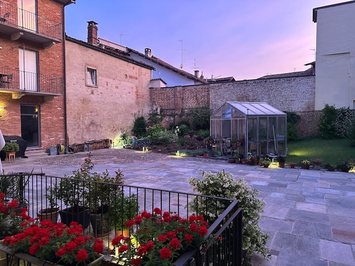 Recinto Nobili 4 - Private Parking Vista Cortile - Asti