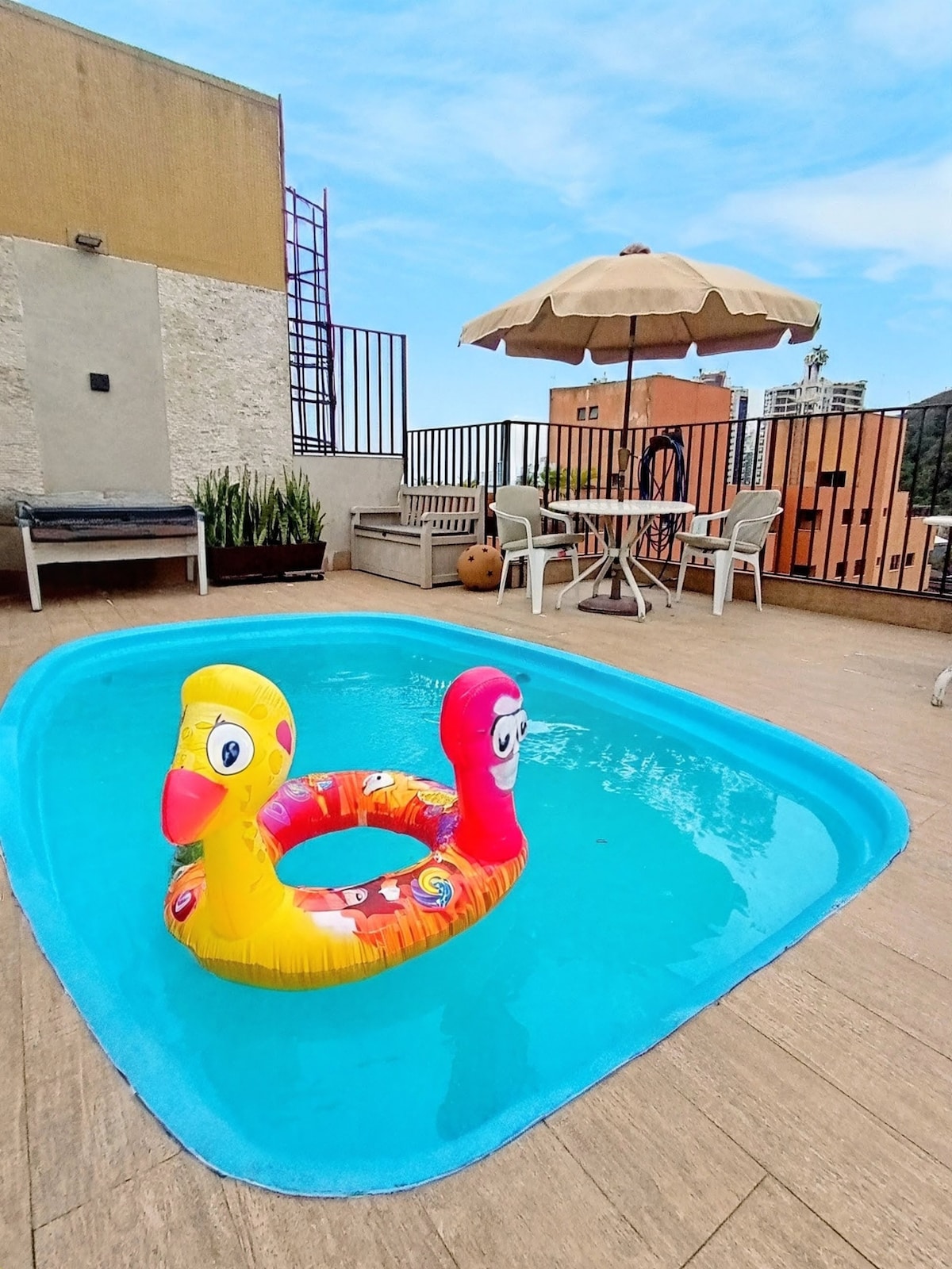 Triplex with Gourmet Space, Pool, and Private Beach - Flats for Rent in ...