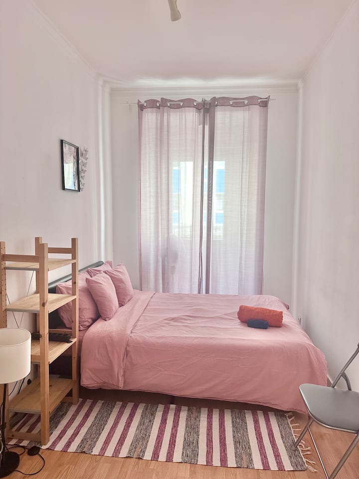 Charming Double Room In Central Lisbon - Lisboa
