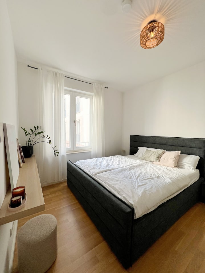 Guestroom & Private Bathroom In Central Cozy Home - Berlin