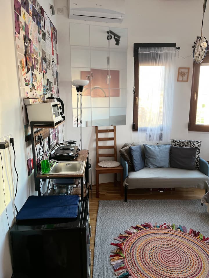 Central Artsy Studio, Self Check-in! - Bucarest