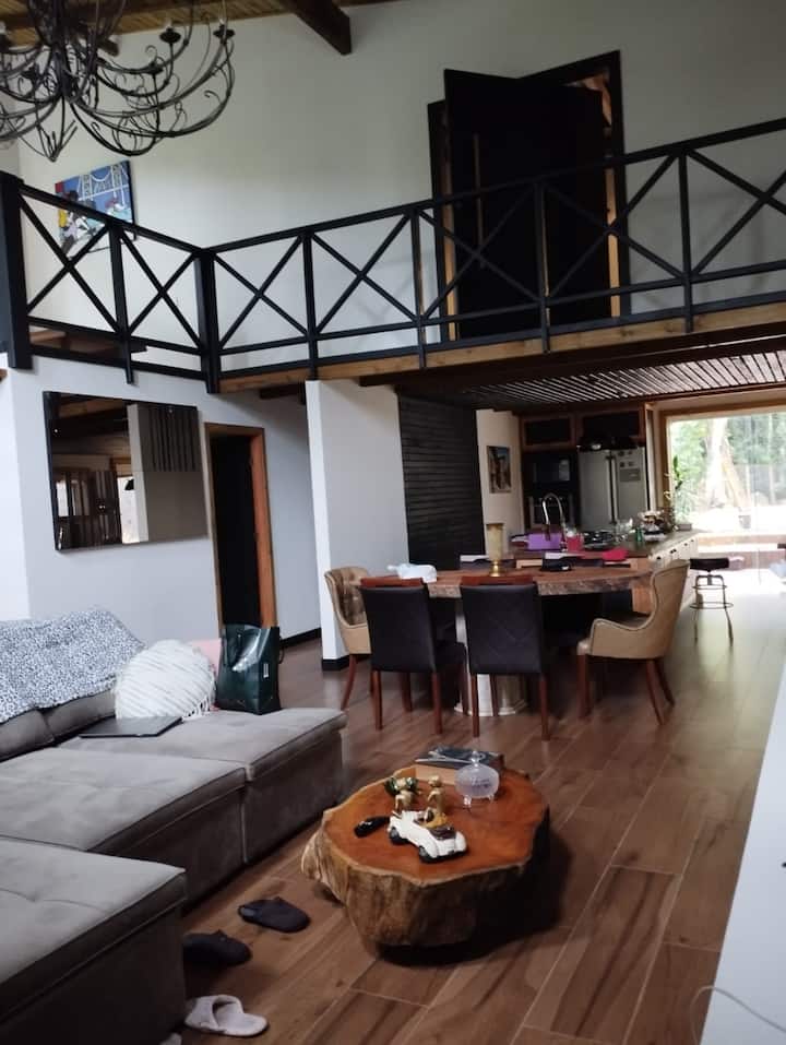 Casa De Campo A 700 Mt Da Praia - Governador Celso Ramos