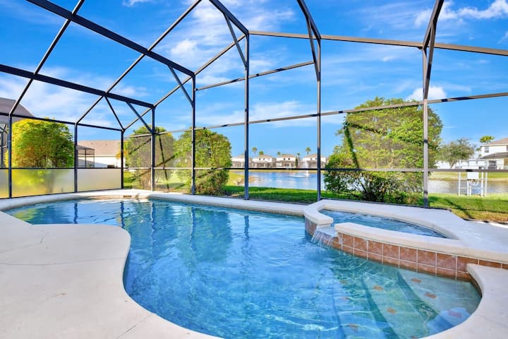 Lakeview Luxury Oasis - Kissimmee, FL
