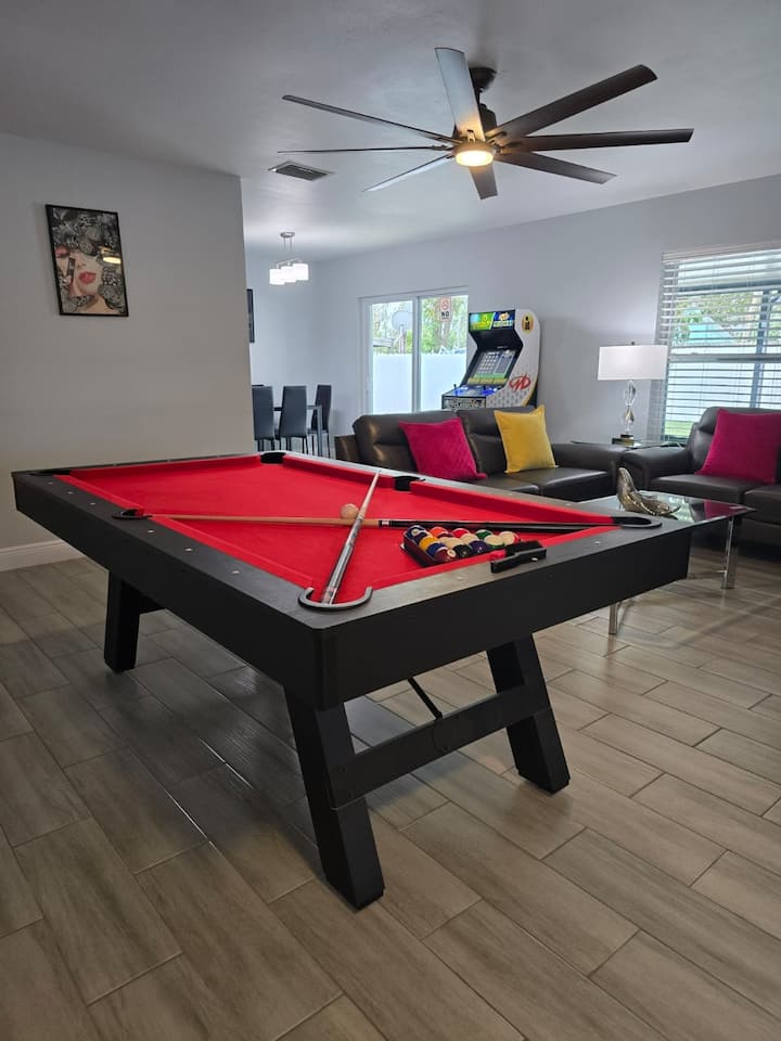 The Tampa Paradise - Temple Terrace, FL