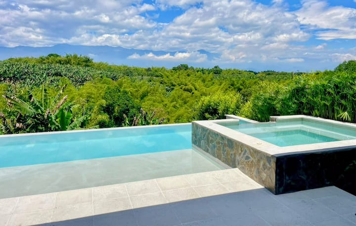 Finca En Montenegro - Montenegro, Colombia