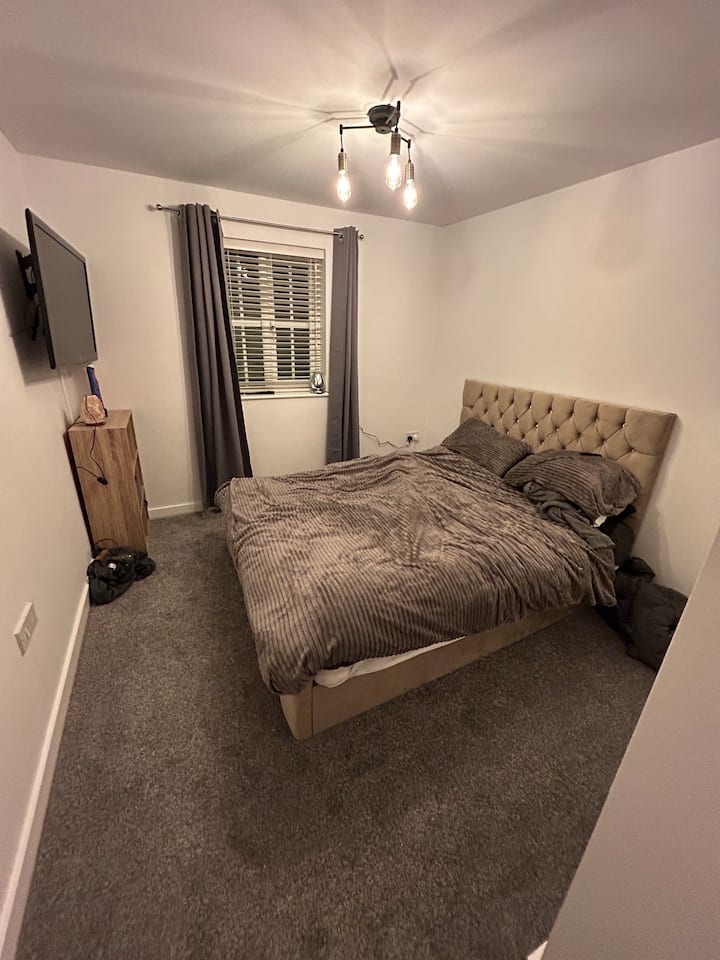 Luxury Apartment  2 Mins To Hospital Parking Space - Stoke-on-Trent