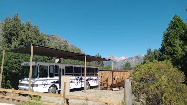 El Bondi Un Colectivo Hecho Casa, Cálido Y úNico - San Carlos de Bariloche