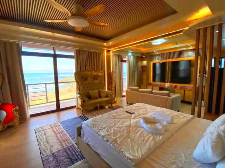 Luxury Private Room | The Baywalk Serenity Suite - Agoo