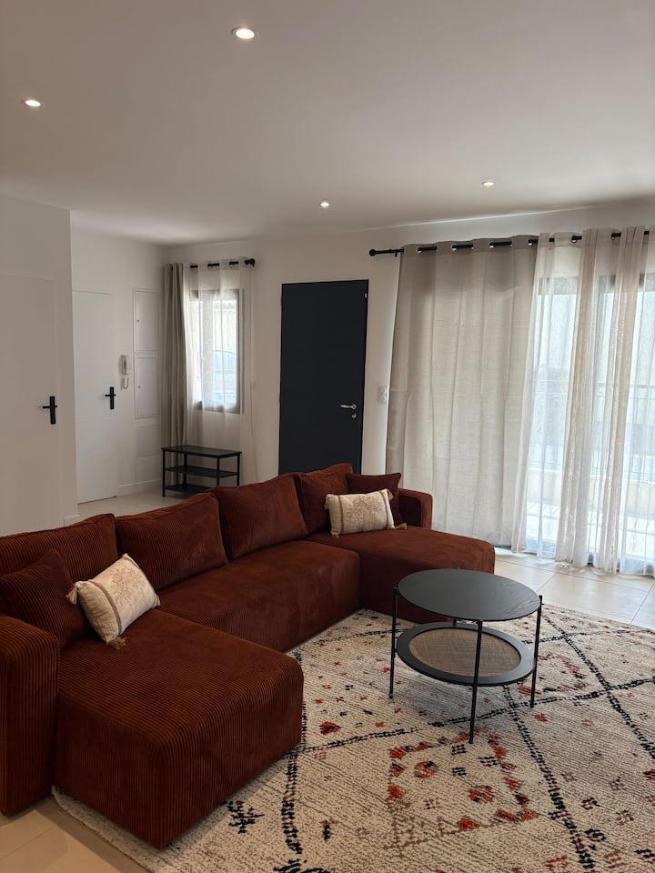 Duplex Familial Avec Salle De Jeux Proche Avignon - Vaucluse