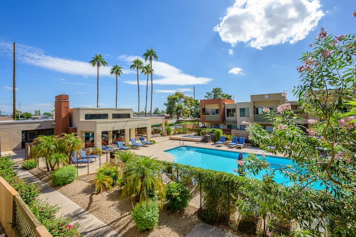Scottsdale Condo • Pool View • Fast Wi‑fi •Parking - Scottsdale, AZ