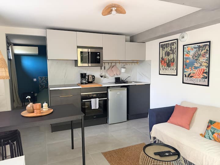 Cocon Vert - 30 M² Avec Terrasse & Stationnement. - Saint-Guilhem-le-Désert