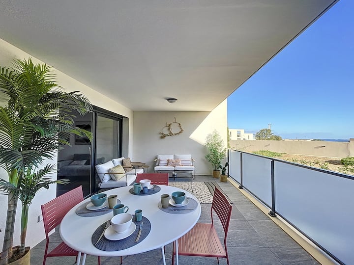 Appartement Dans Résidence Avec Piscine - Calvi