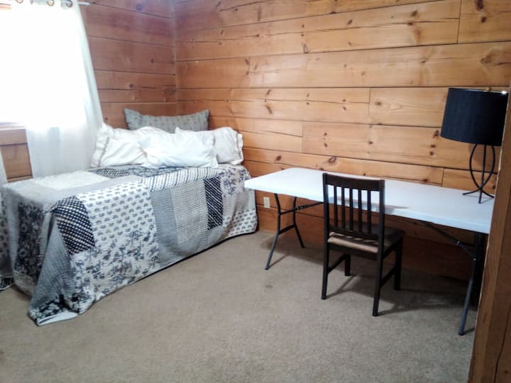 Cabin Life In The Desert. - Pahrump, NV
