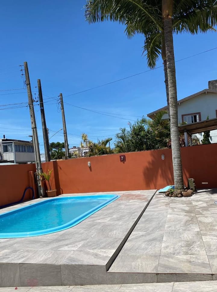 Casa Com Piscina - 托里斯