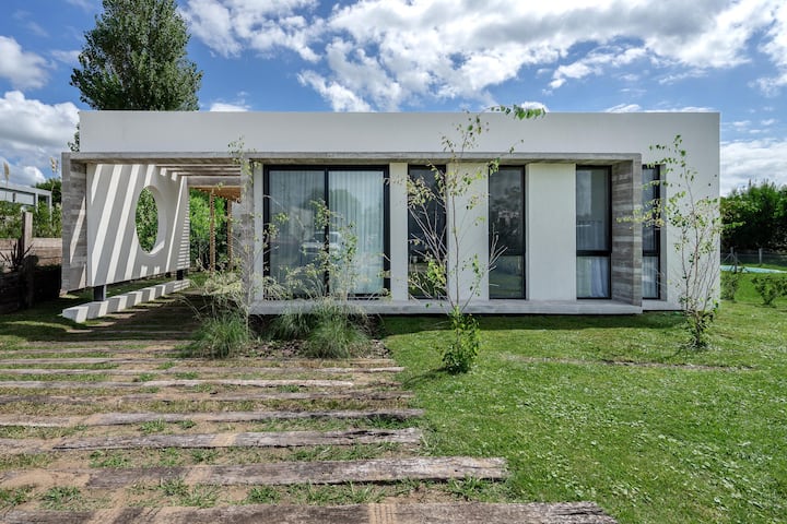 Costa Esmeralda- Gran Casa P/15 Resid1 - Argentina