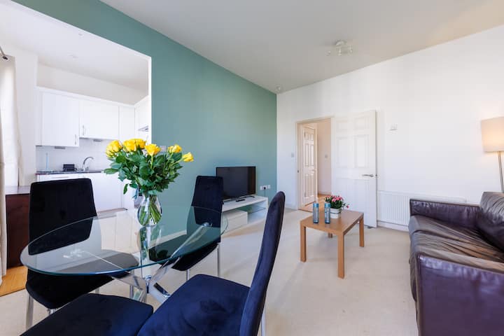 Notting Hill Gem - Stylish 1 Br Apartment - Lontoo