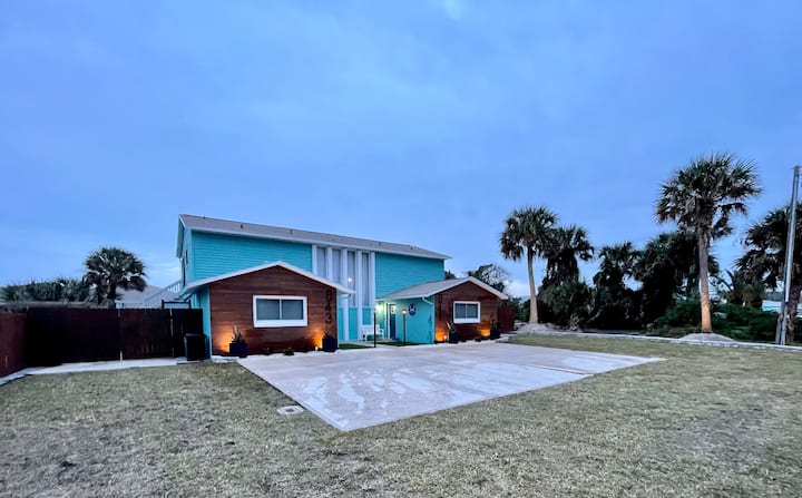 A Wave From It All - Whole Home - New Smyrna Beach, FL