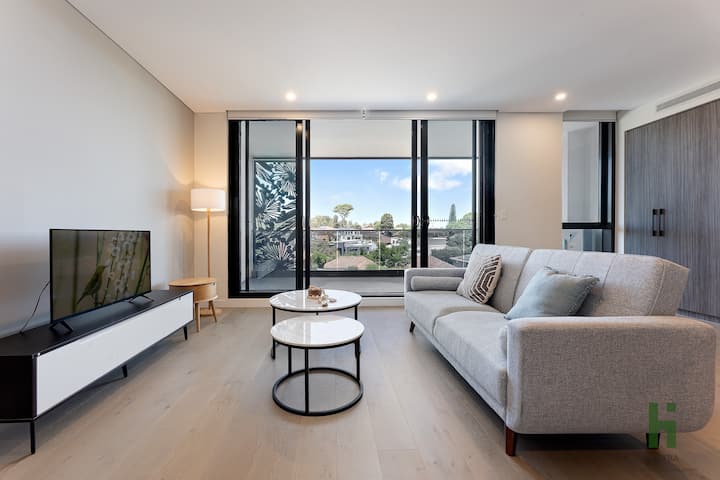 Bright Cozy 2 Bedroom Apartment - Ryde