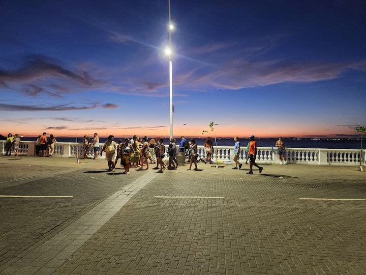 Apt Frente Ao Mar No Farol Da Barra! - Barra