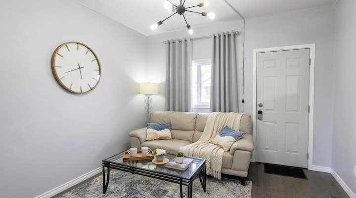 Bright Walkerville Suite, 5 Mins To Detroit Tunnel - Windsor