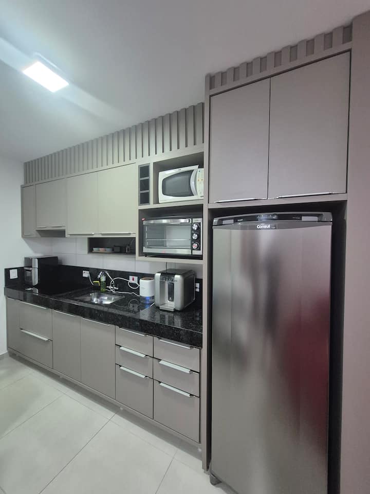 Ap. Novo Super Completo E Quartos Com Ar Condi. - Matinhos