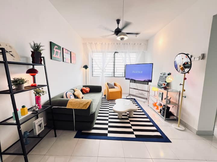 Trendy Colour Pop Home 1r For 2 Pax - Subang Jaya