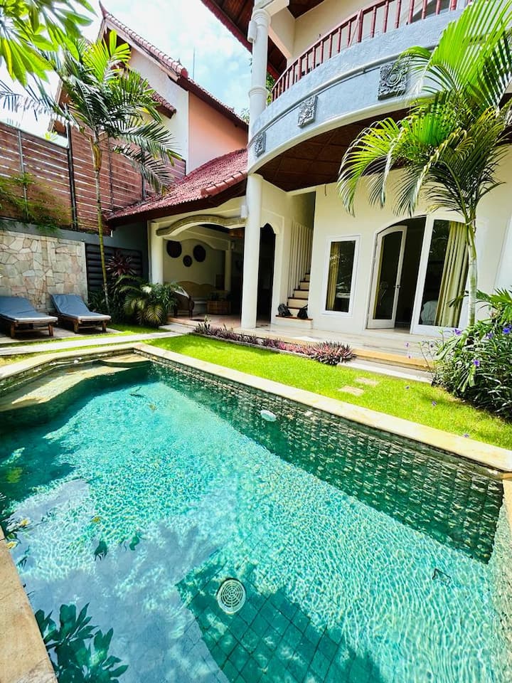 Bohomian Mediteranian Style Of Villa - Bali