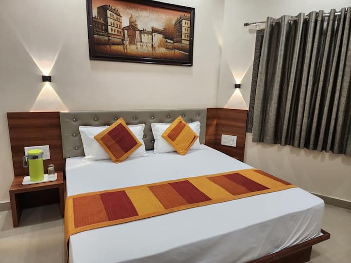 Simran Homestay- Premium Non Ac Room (Balcony) - Mount Abu