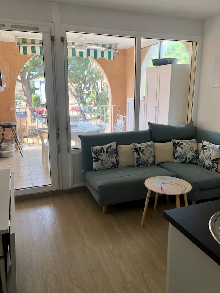 Charmant Appartement De 25 M2 à 1 Minute De La Mer - La Londe-les-Maures