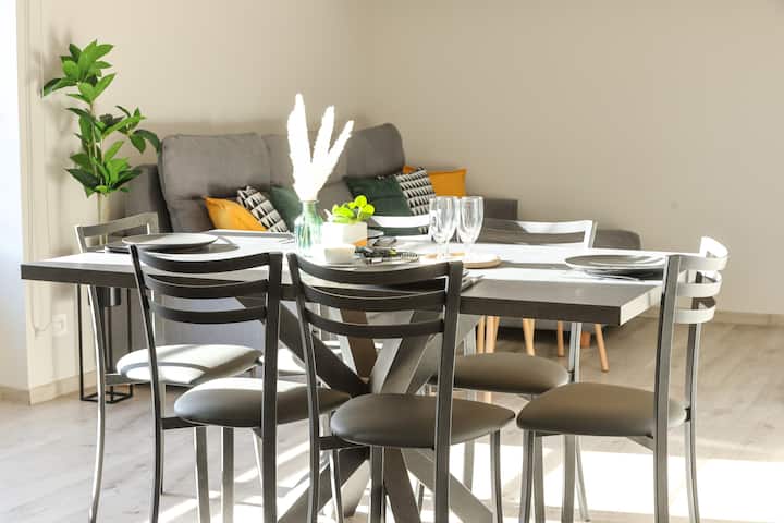 L'appart Le 1952 - Proxi Ciné Et Port - Parking - Dole